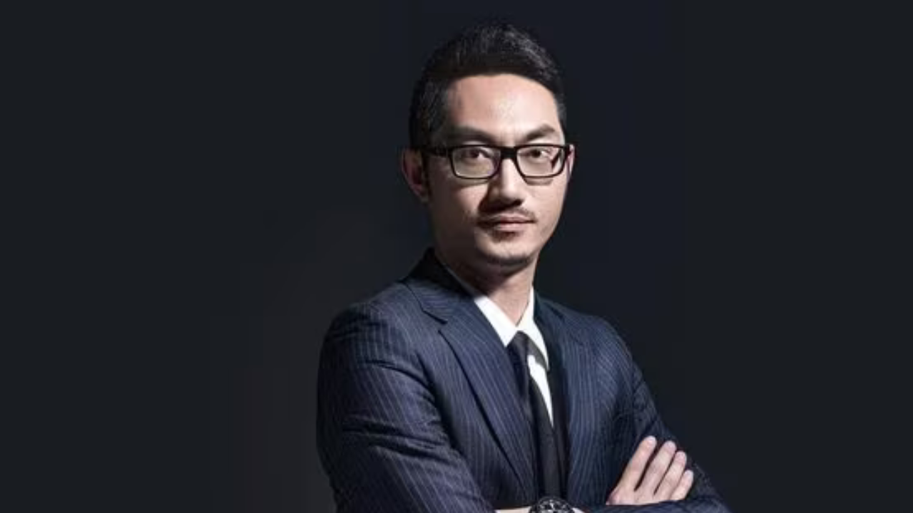 DeepSeek Founder Liang Wenfeng: Net Worth, AI Disruption, and Global ... DeepSeek Founder Liang Wenfeng: Net Worth, AI Disruption, and Global ...